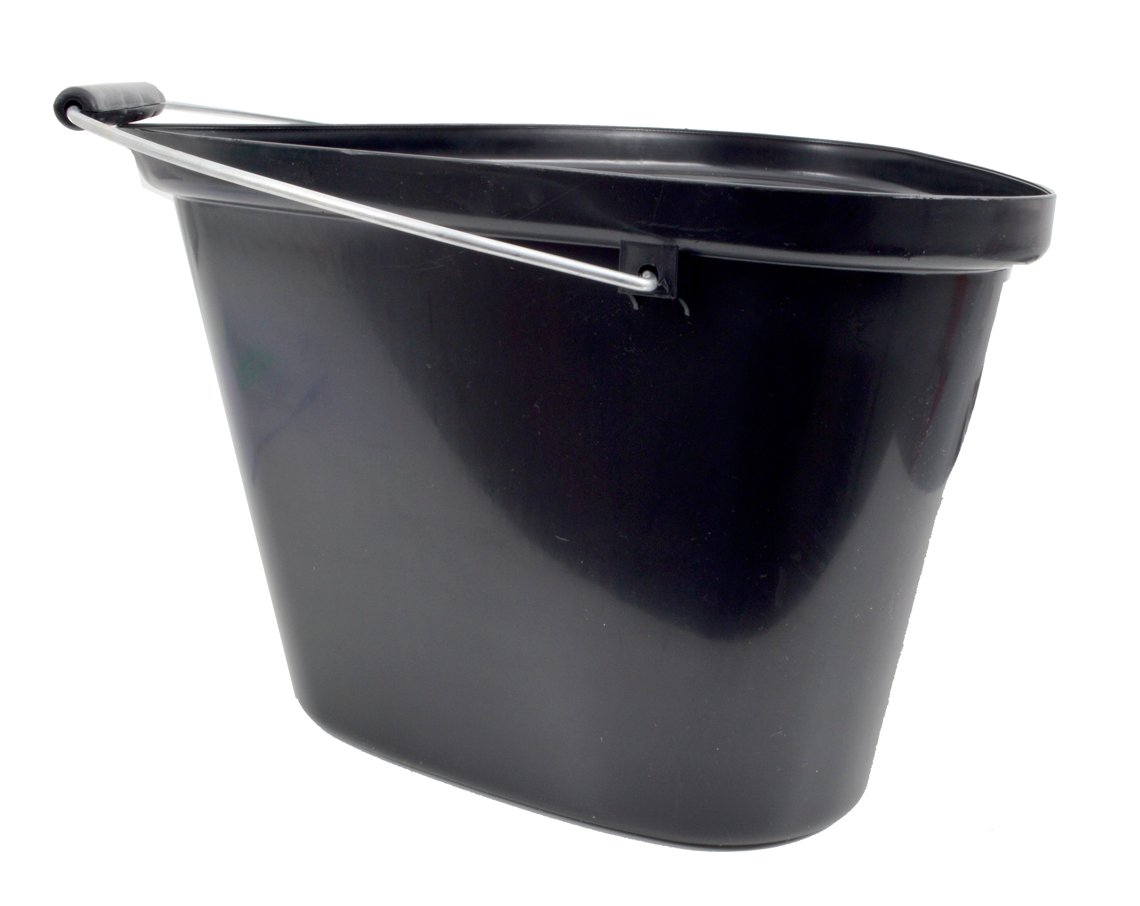 BUILDERS BUCKET TRIANGLE – Hinterland